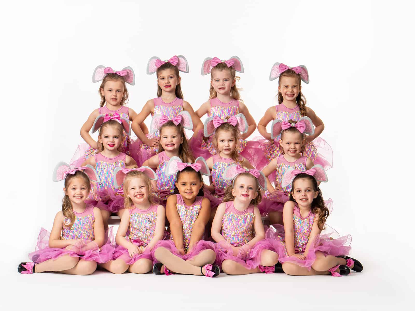 Classes – To The Pointe Dance Company