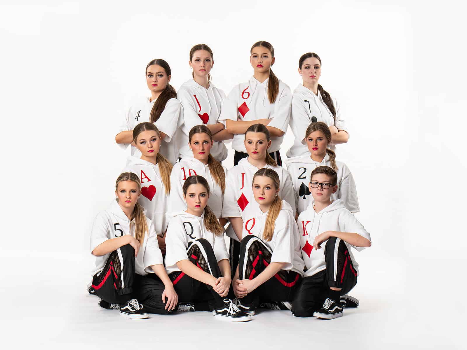 Middle School / High School Hip Hop – To The Pointe Dance Company