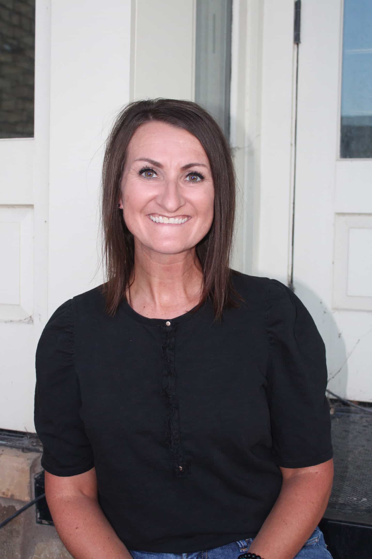 Lisa Luskey – To The Pointe Dance Company